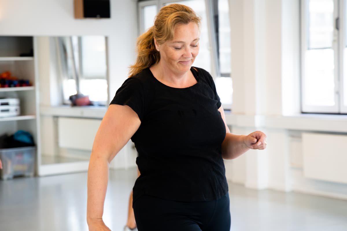 Stemmer i bevægelse | Krop, stemme og nærvær | Aftenskolehold | FOF